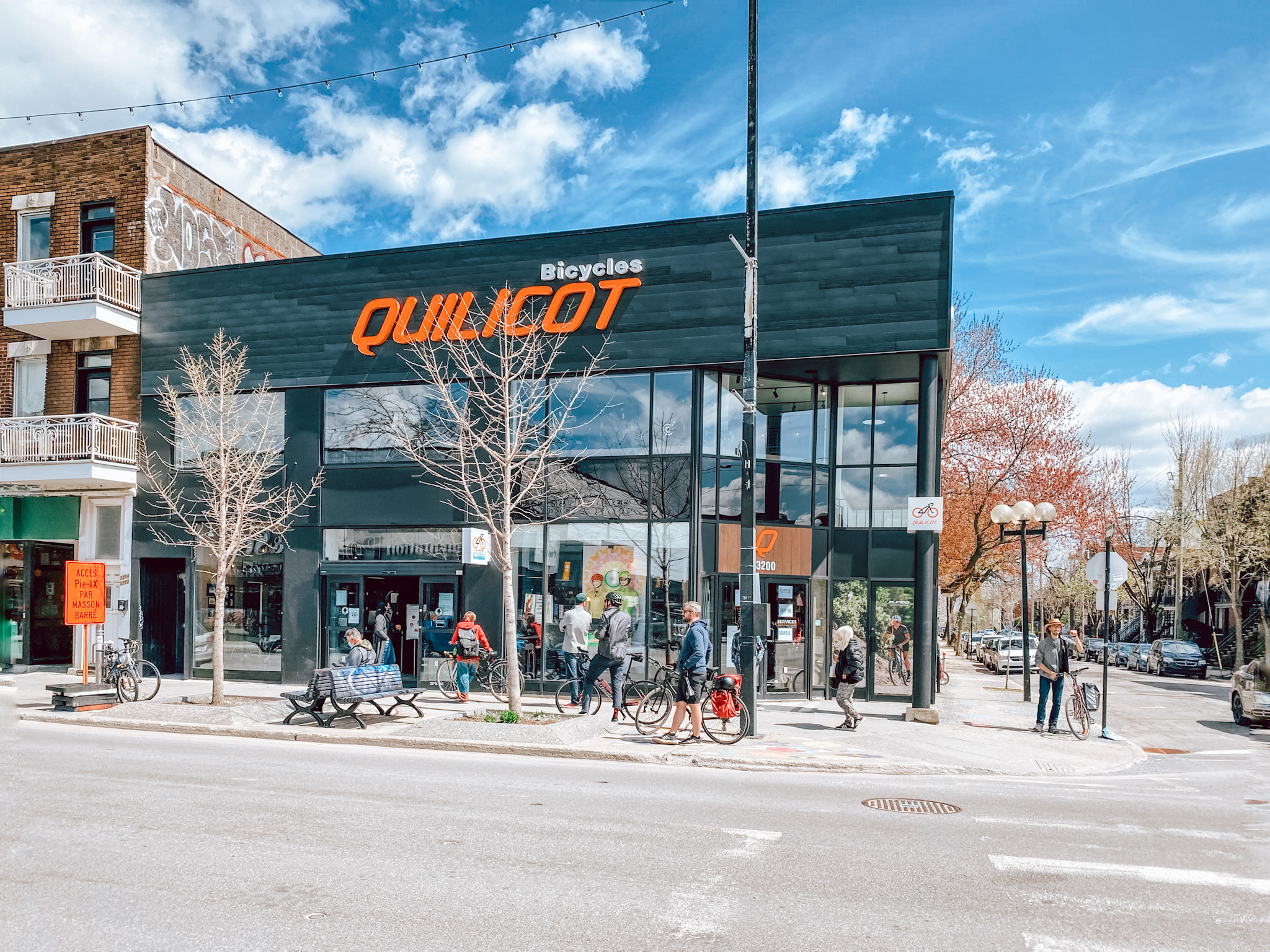 À la découverte de la Promenade Masson dans Rosemont 🛍 - Off to Montréal