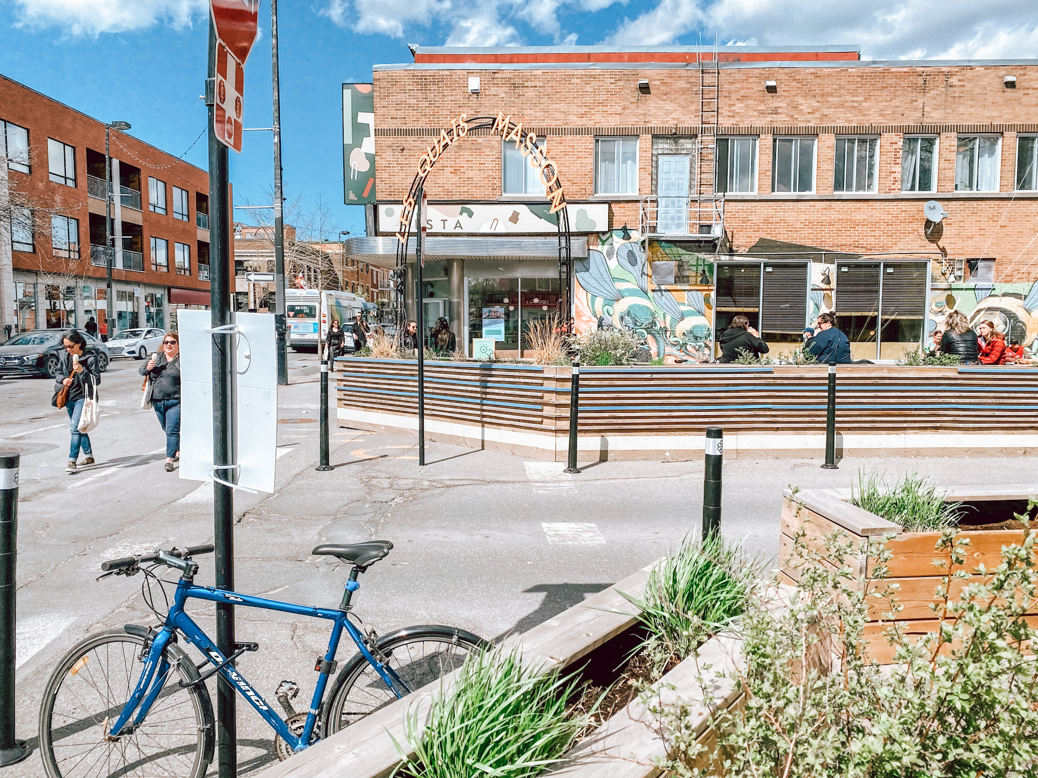 À la découverte de la Promenade Masson dans Rosemont 🛍 - Off to Montréal